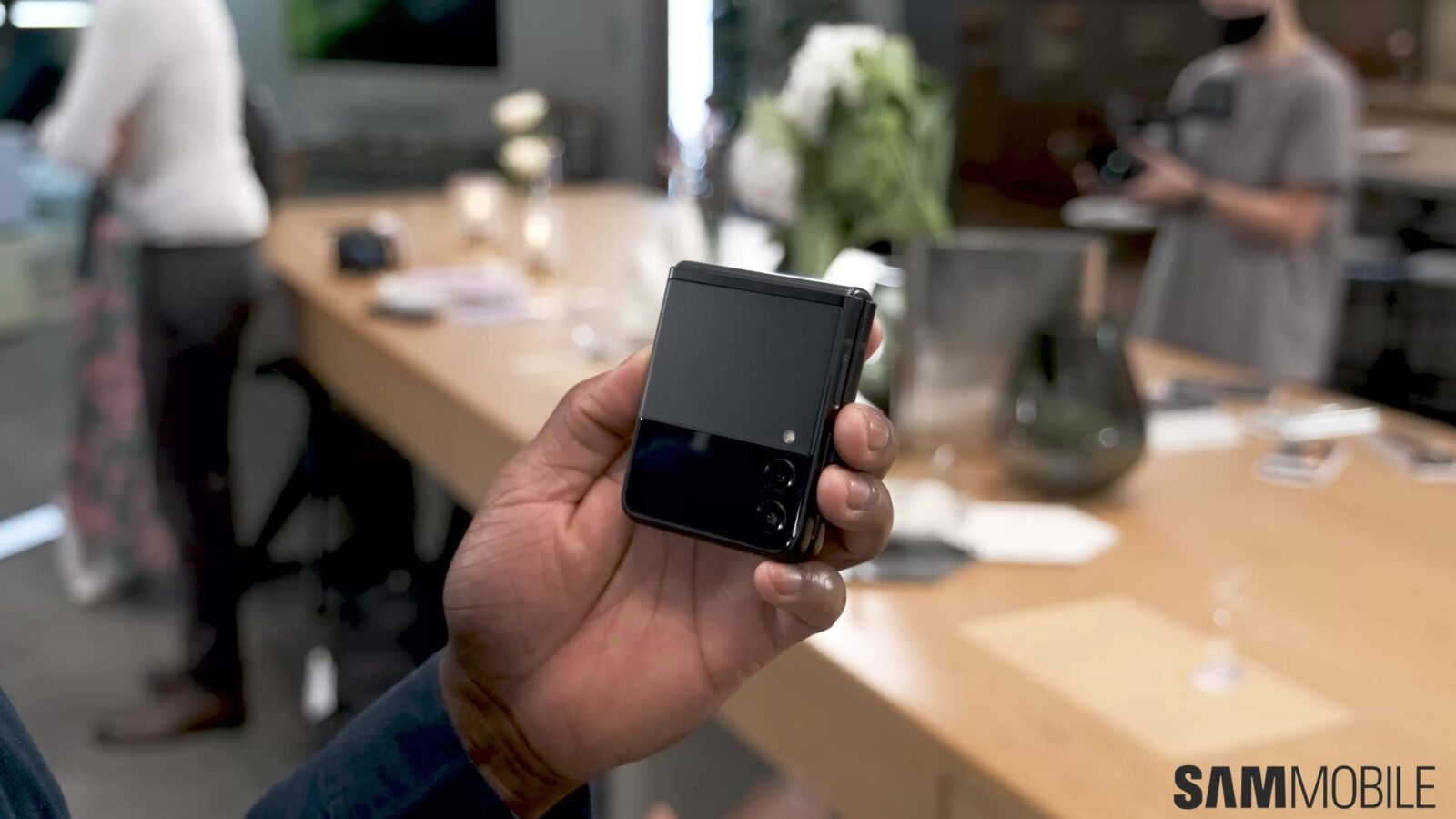 Samsung Galaxy Z Flip 3 - SamMobile