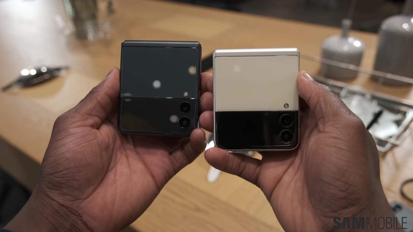 The Galaxy Z Flip 3 is stunning, and these are its best features ...