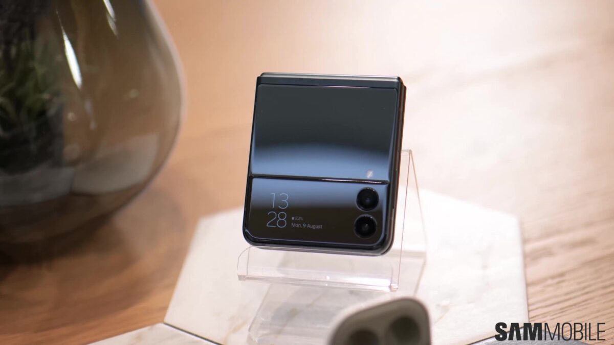 The Galaxy Z Flip 3 is stunning, and these are its best features ...