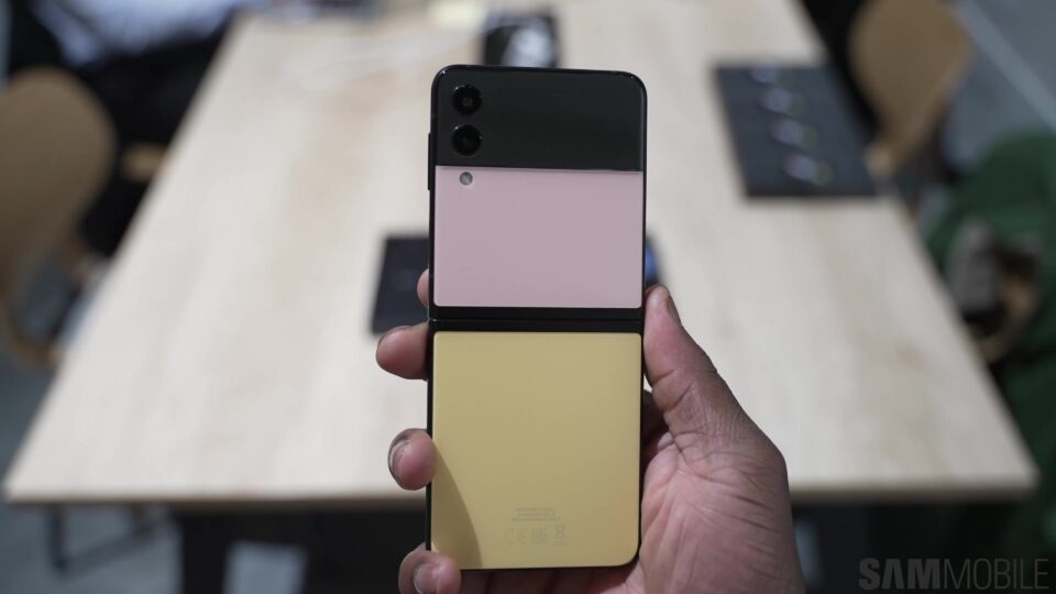 We go hands-on with the new colorful Galaxy Z Flip 3 Bespoke Edition ...