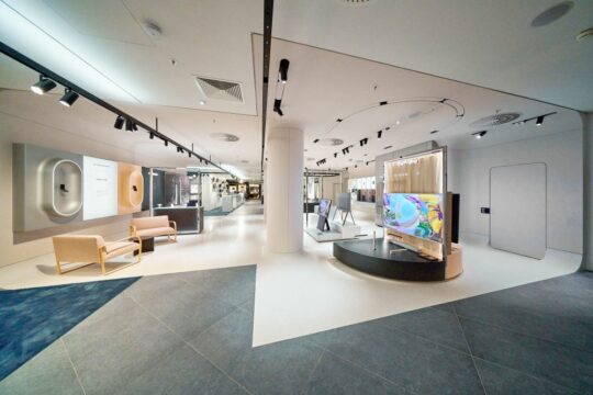 Samsung inaugurates its first premium retail space in Germany - SamMobile