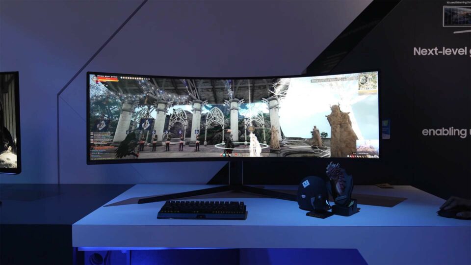 We go hands-on with Samsung's first mini-LED gaming monitor at CES 2022 ...