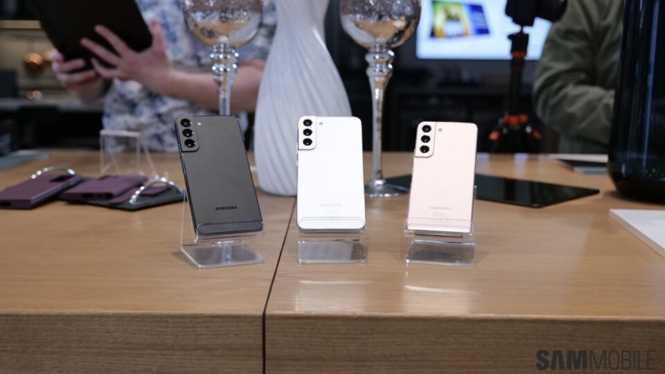 Galaxy S22, Galaxy S22+ and Galaxy S22 Ultra Indian prices and colour ...