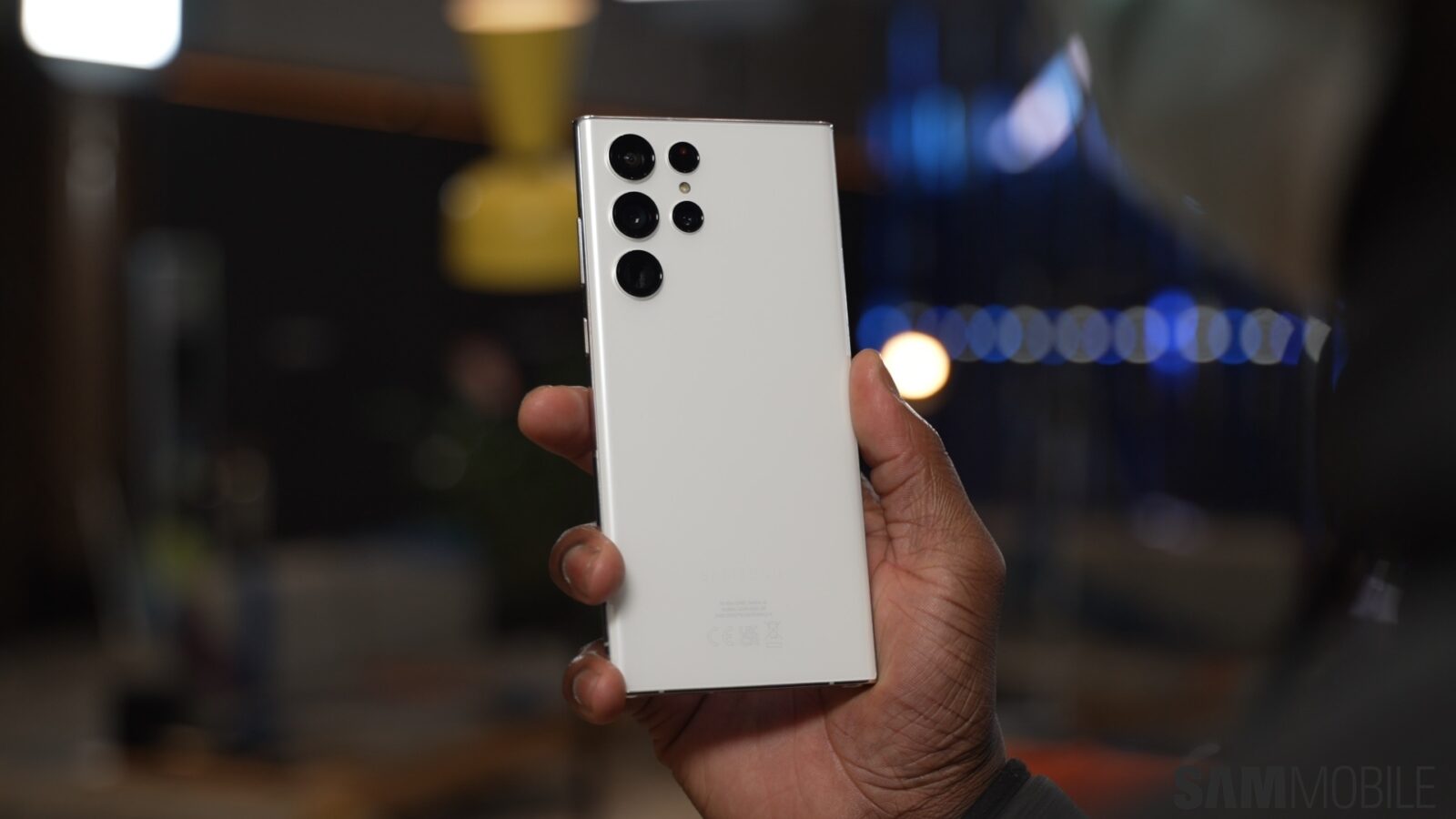 Samsung Galaxy S22 Ultra used for first satellite call using regular ...