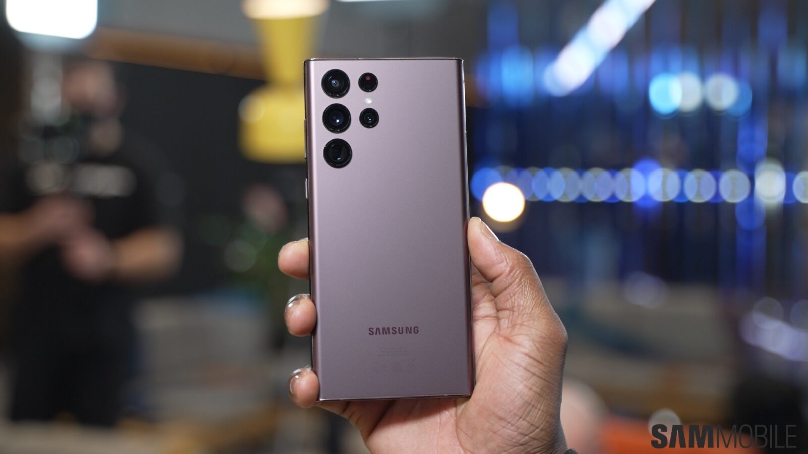 Galaxy S22 gets astrophotography and multi-exposure camera features! - SamMobile