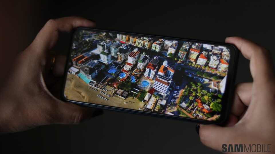 Samsung Galaxy M33 5G review: Super battery life's the main attraction ...