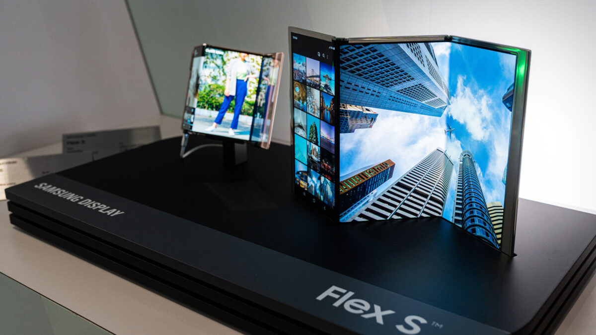 Samsung's first foldable tablet might be coming in just six months ...