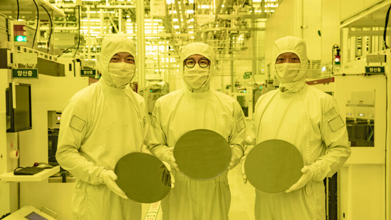 Samsung Foundry Lost A Couple Billion Dollars In Revenue In One Quarter