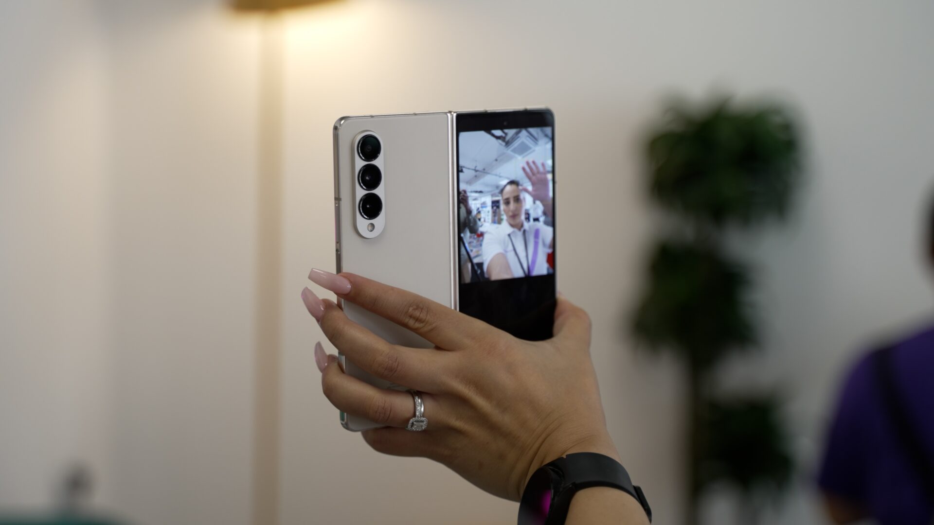 Samsung Galaxy Z Fold 4 has a mixed bag of new and old camera sensors ...
