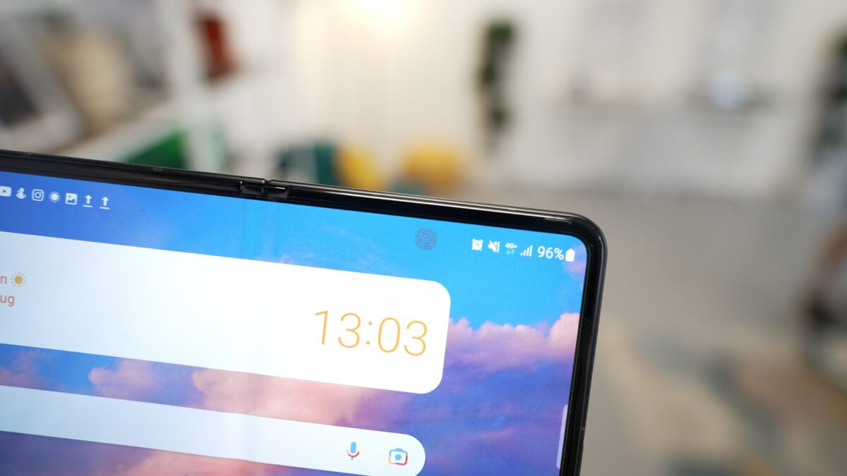 Here's how many SIM cards you can put in the Galaxy Z Fold 4 and Z Flip ...