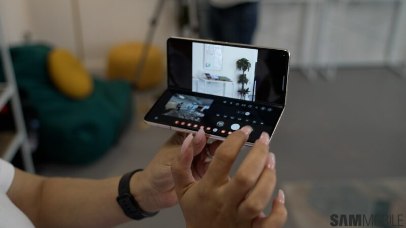 Galaxy Z Fold 4 gets October 2022 security update - SamMobile - SamMobile