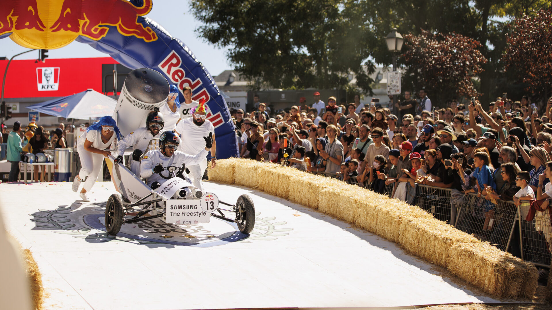 Samsung brings The Freestyle out on the track at Red Bull Soapbox Race ...