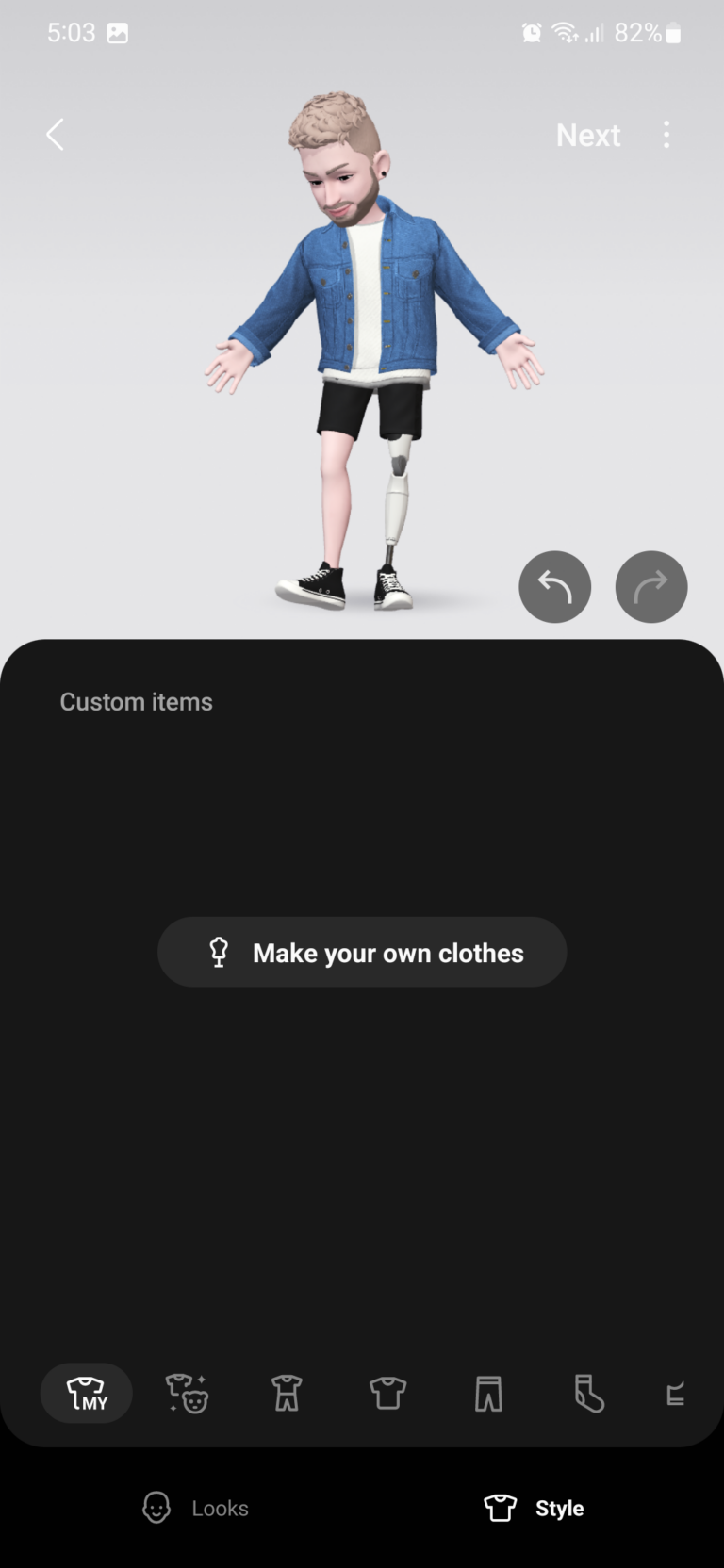 Using Samsung's AR Emoji to create stickers, call and lock screen ...