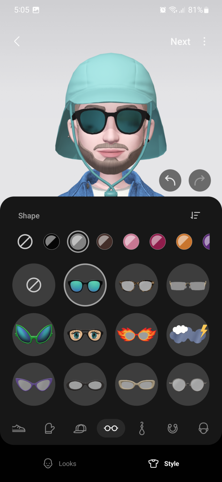 Using Samsung's AR Emoji to create stickers, call and lock screen ...