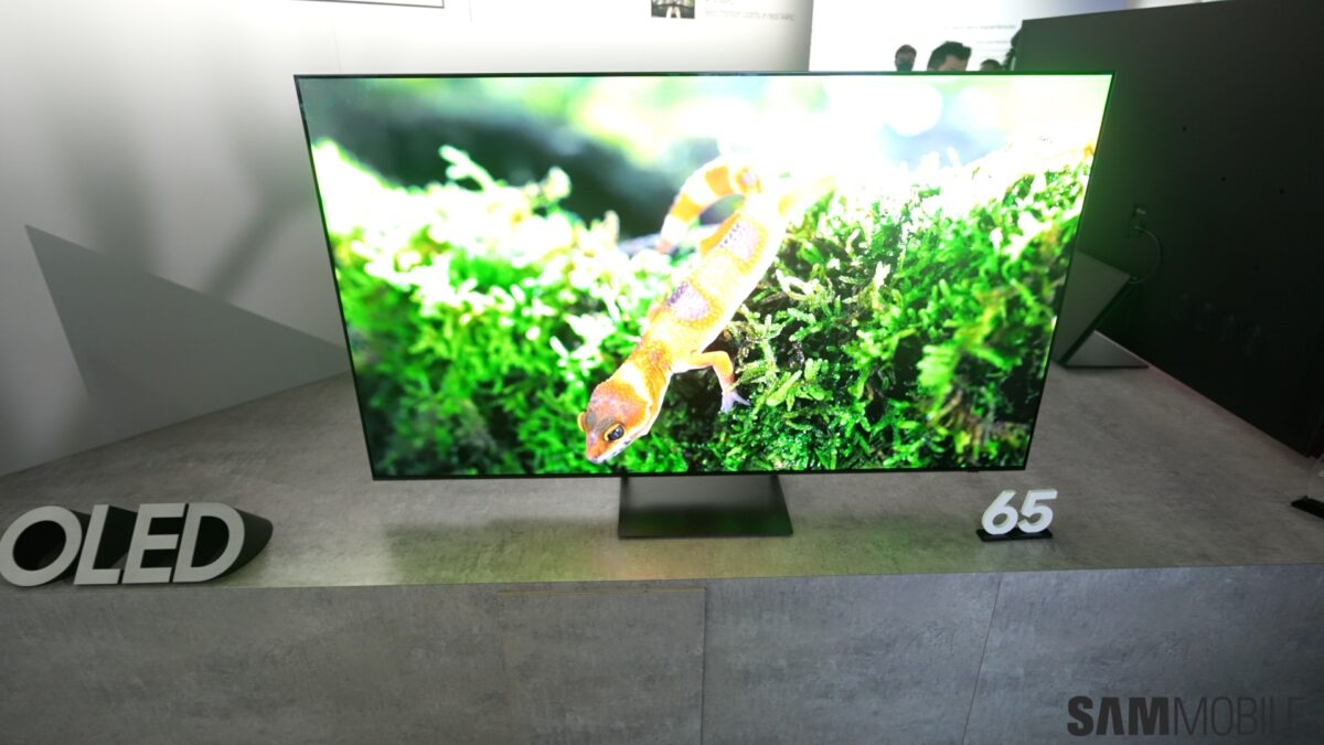 Hands-on with Samsung S95C and S90C QD-OLED TVs at CES 2023 - SamMobile