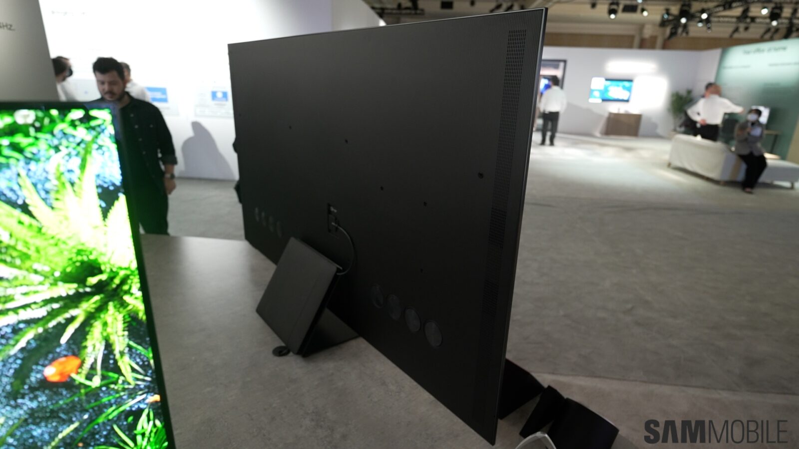 Hands-on with Samsung S95C and S90C QD-OLED TVs at CES 2023 - SamMobile