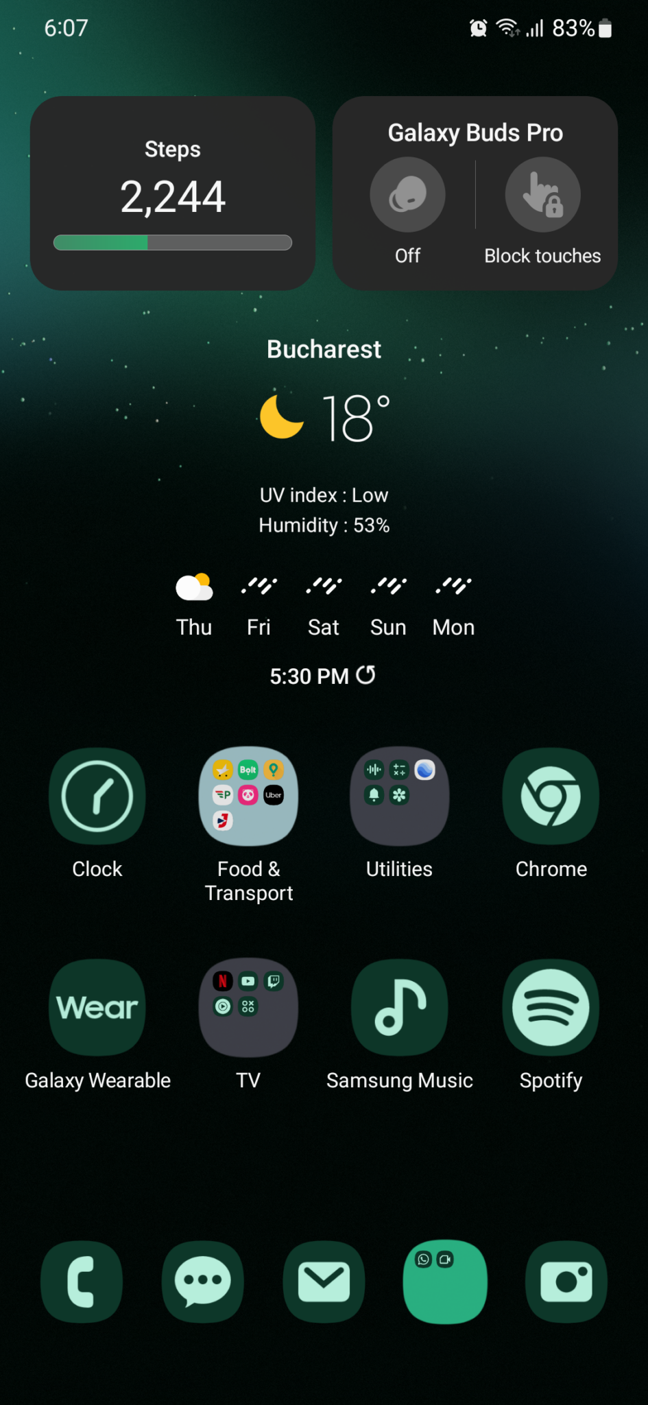 One UI: I much prefer default icon colors to palette-matching ones ...