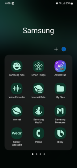 One UI: I much prefer default icon colors to palette-matching ones ...