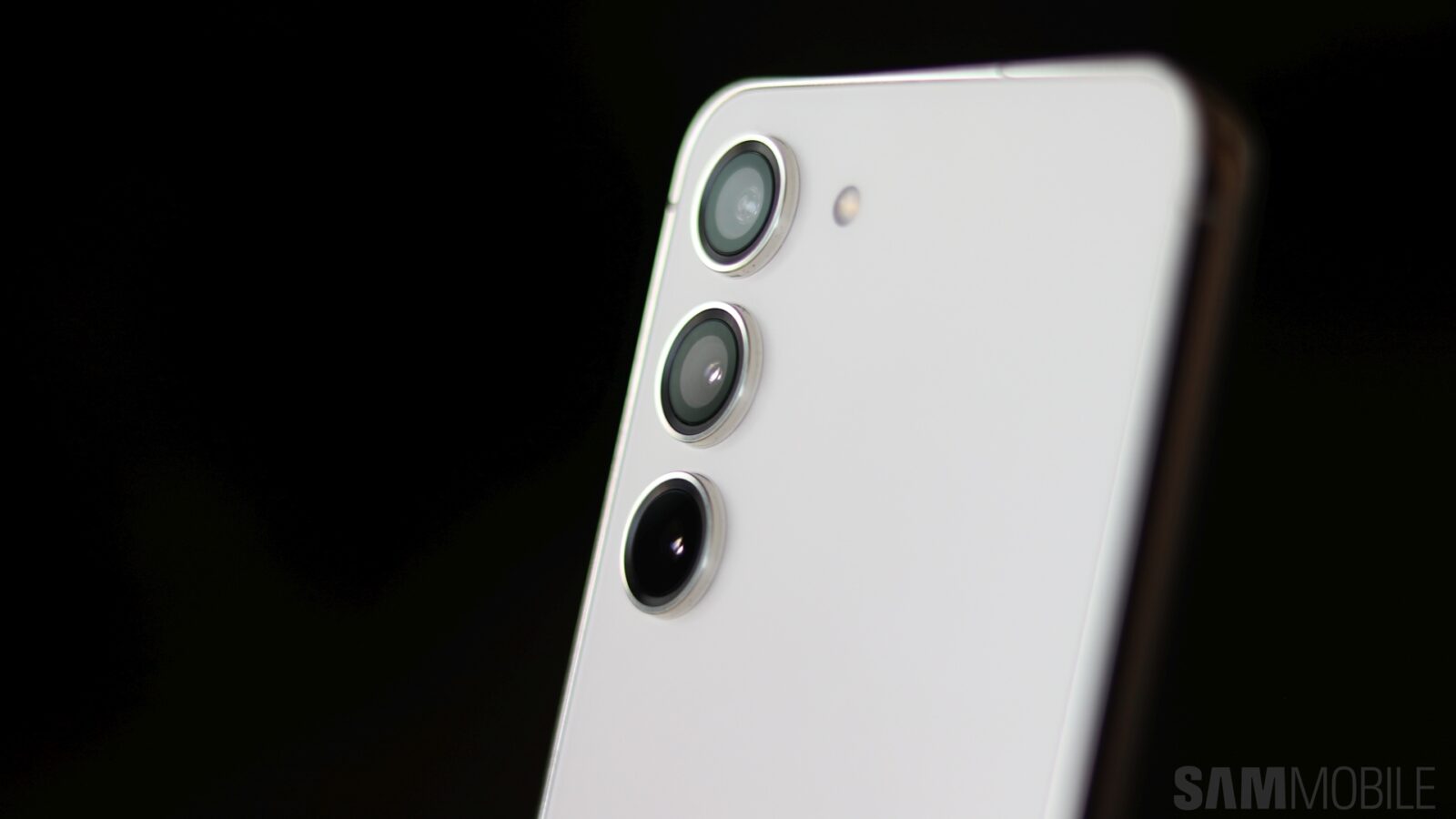 Samsung Galaxy S23 review: An outstanding compact flagship phone ...