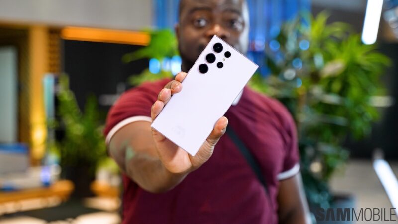 One UI 6.0 update brings Custom Camera widget to Samsung phones - SamMobile