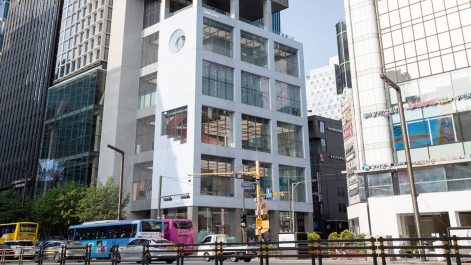 Samsung opens flagship store in Gangnam, South Korea to target Gen Z ...