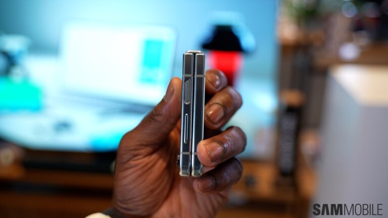 Everything Samsung revealed about its new foldables' Flex Hinge - SamMobile