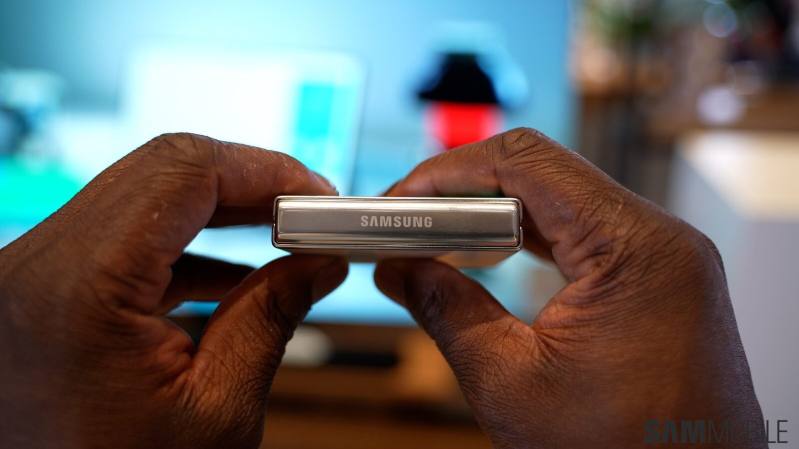 Everything Samsung revealed about its new foldables' Flex Hinge - SamMobile