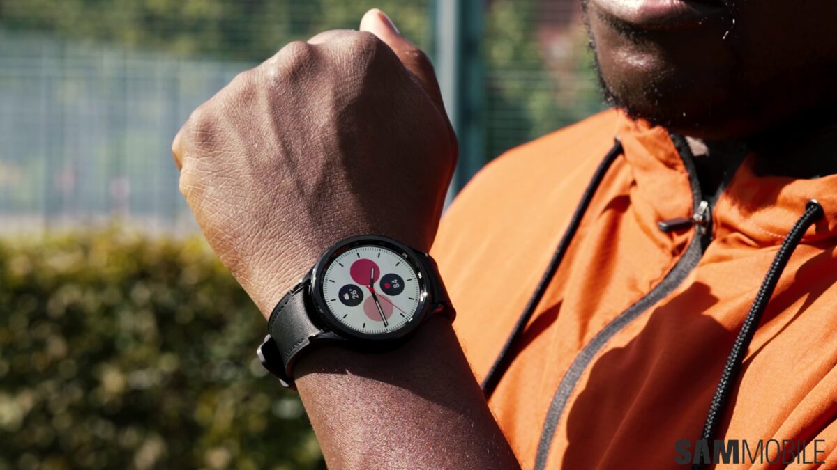 Galaxy Watch 6 Classic review: Samsung 'rotates' back to form! - SamMobile