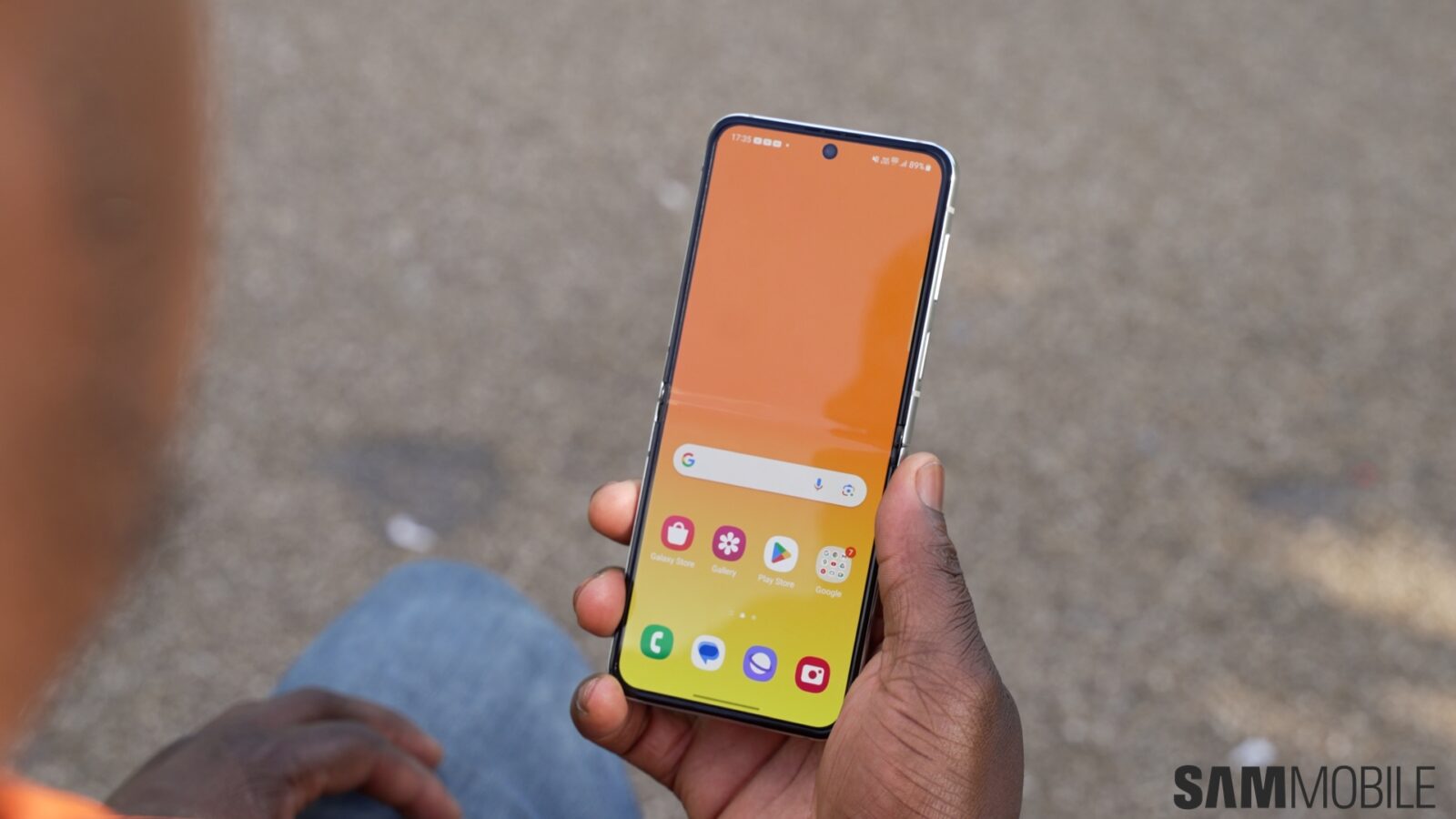 Hate the screen crease? Galaxy Z Flip 6 could make you happy - SamMobile