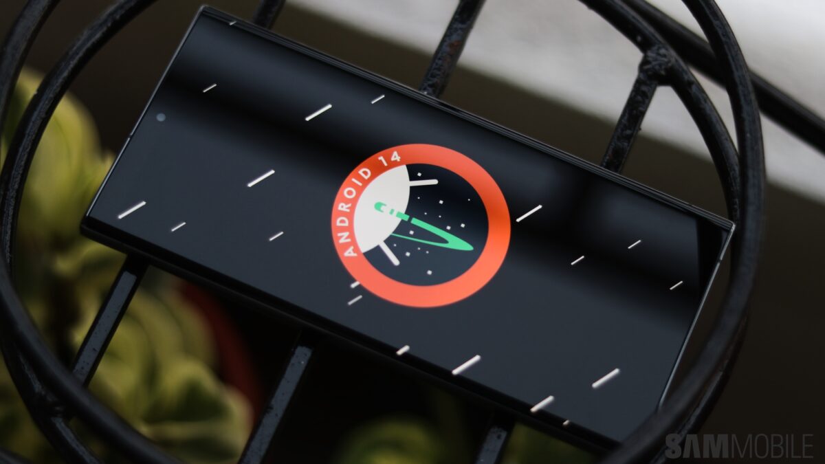 Samsung Galaxy S22 Android 14 firmware now available on SamMobile ...