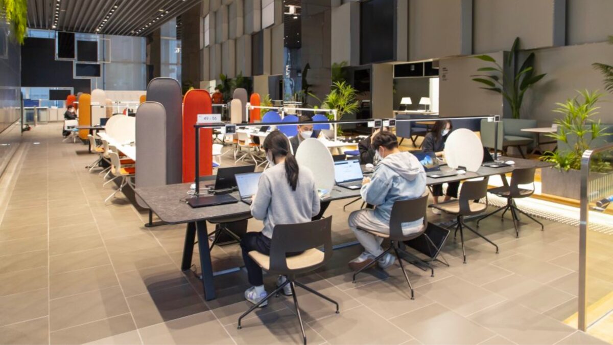 Samsung tops list of World's Best Employers for fourth year in a row ...