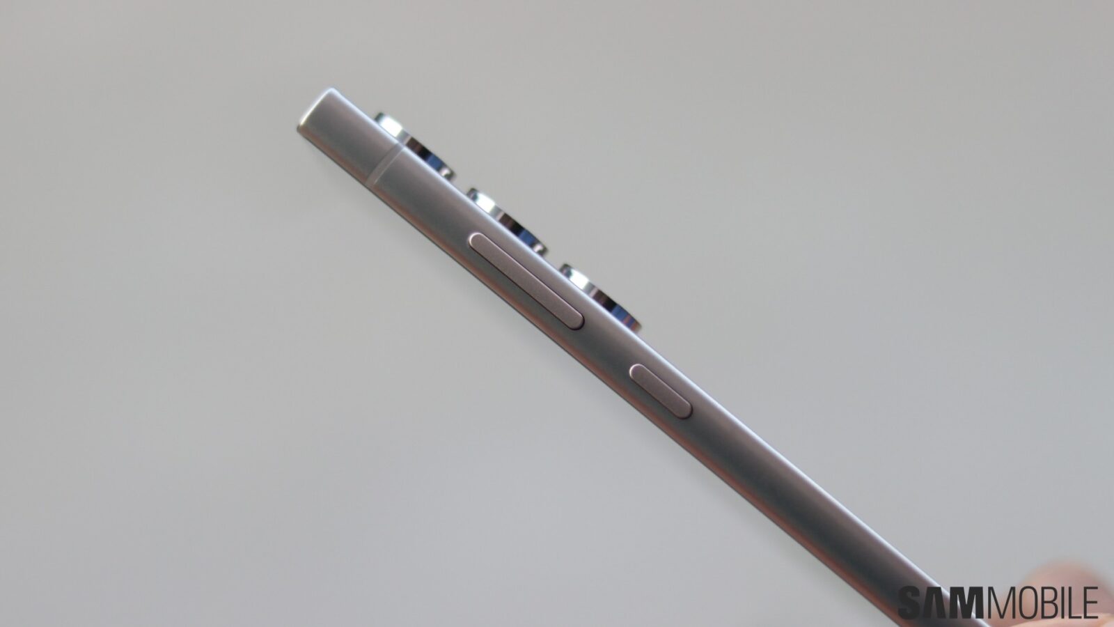 Galaxy S24 Ultra review: Artificially intelligent, naturally ...