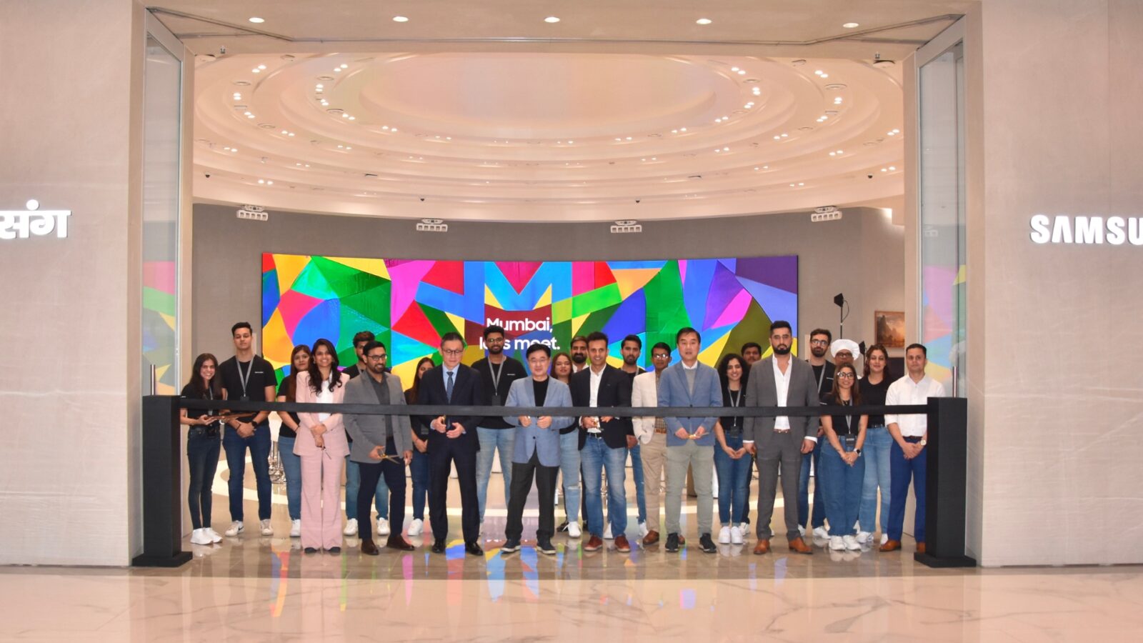 First online-to-offline Samsung Store opens in India - SamMobile