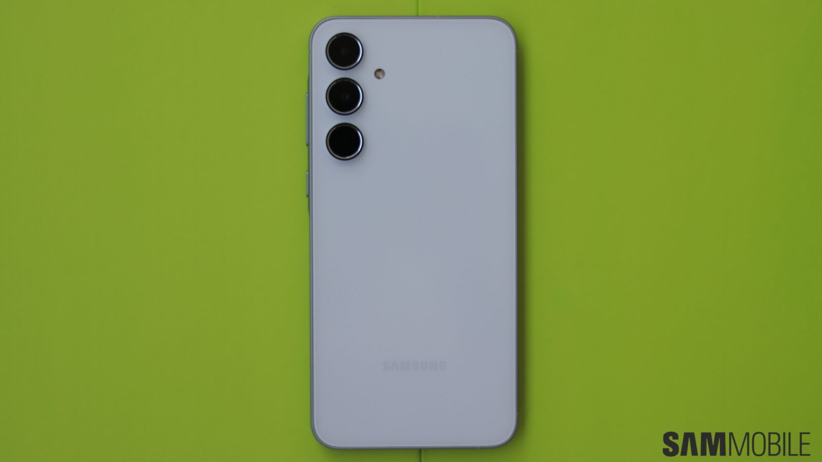 Galaxy A55 hands-on: Samsung's new mid-ranger gives flagship vibes ...