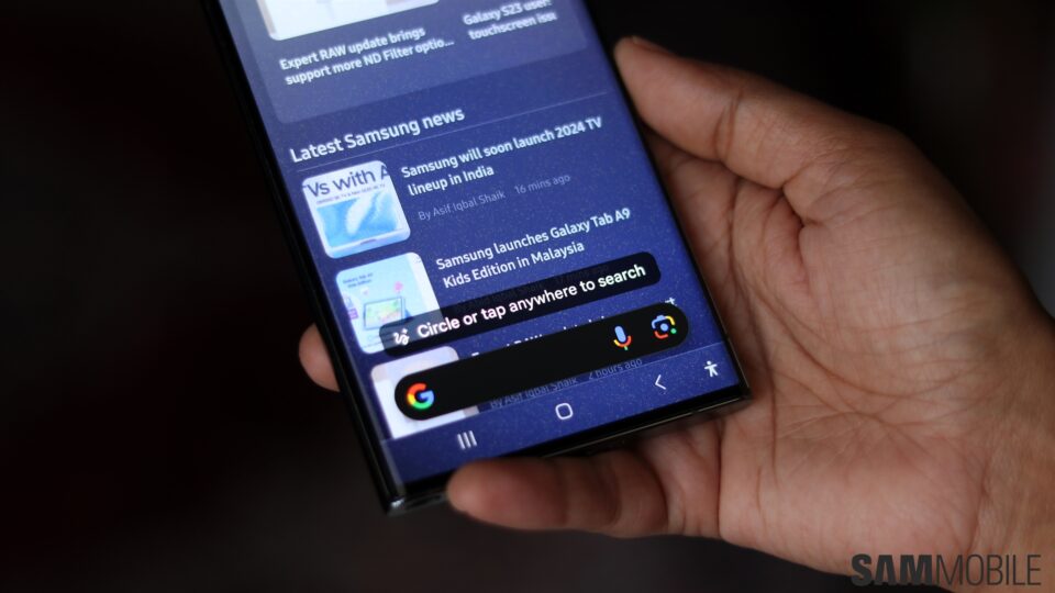 Samsung Galaxy AI Features: Circle to Search - SamMobile