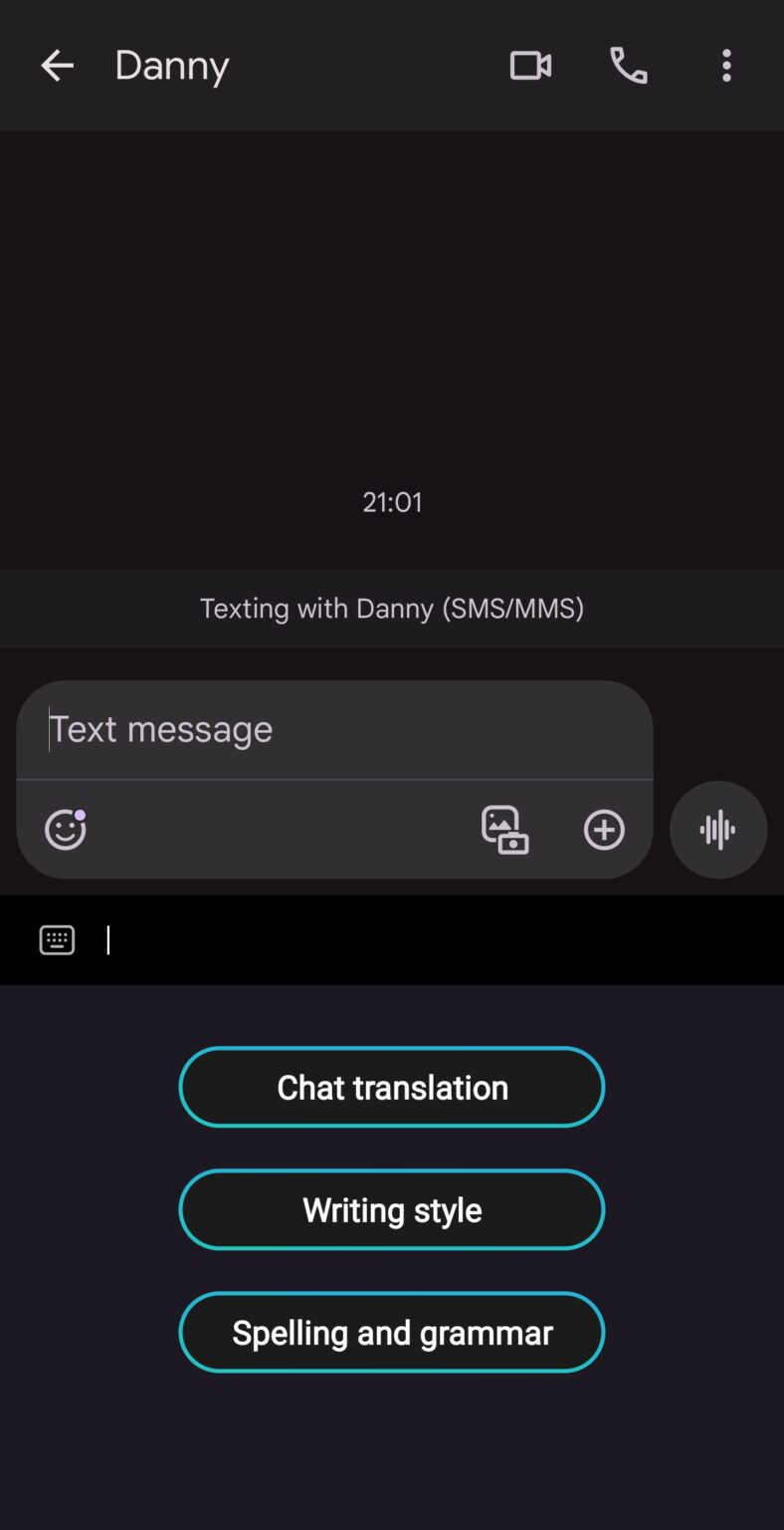 Samsung Galaxy AI Features: Chat Assist - SamMobile