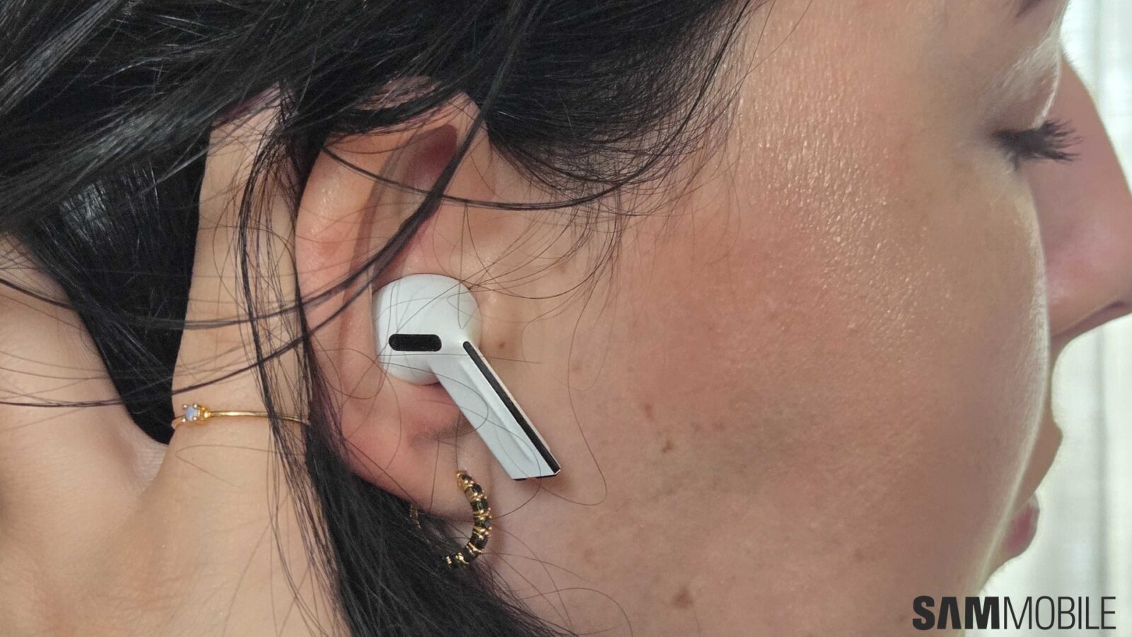 Samsung considers adding cameras to Galaxy Buds - SamMobile