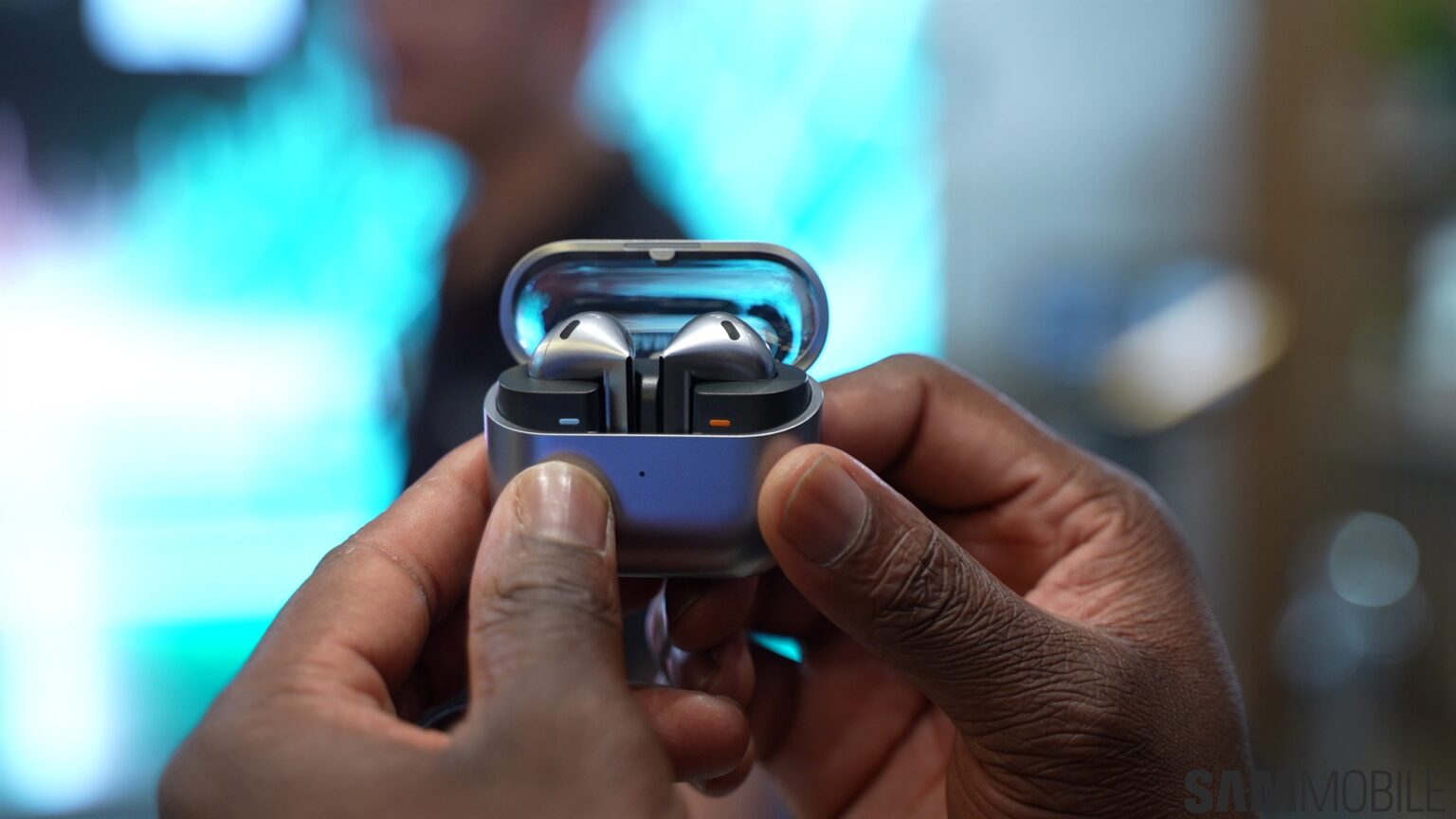 Galaxy Buds 3 vs. Galaxy Buds 2: What’s changed? - SamMobile
