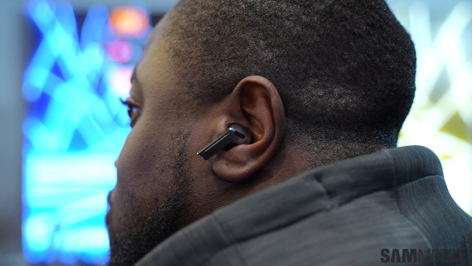 Best Galaxy Buds 3 Pro features you need to know - SamMobile