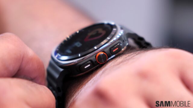 What's with the new extra button on the Galaxy Watch Ultra? - SamMobile