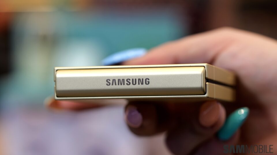 Samsung Galaxy Z Flip 6 - SamMobile