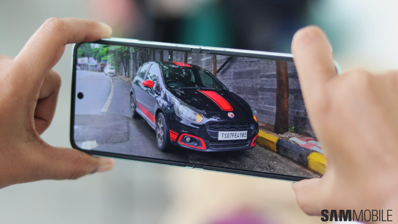 Add 3D effects to photos on Galaxy devices running One UI 6.1.1 - SamMobile