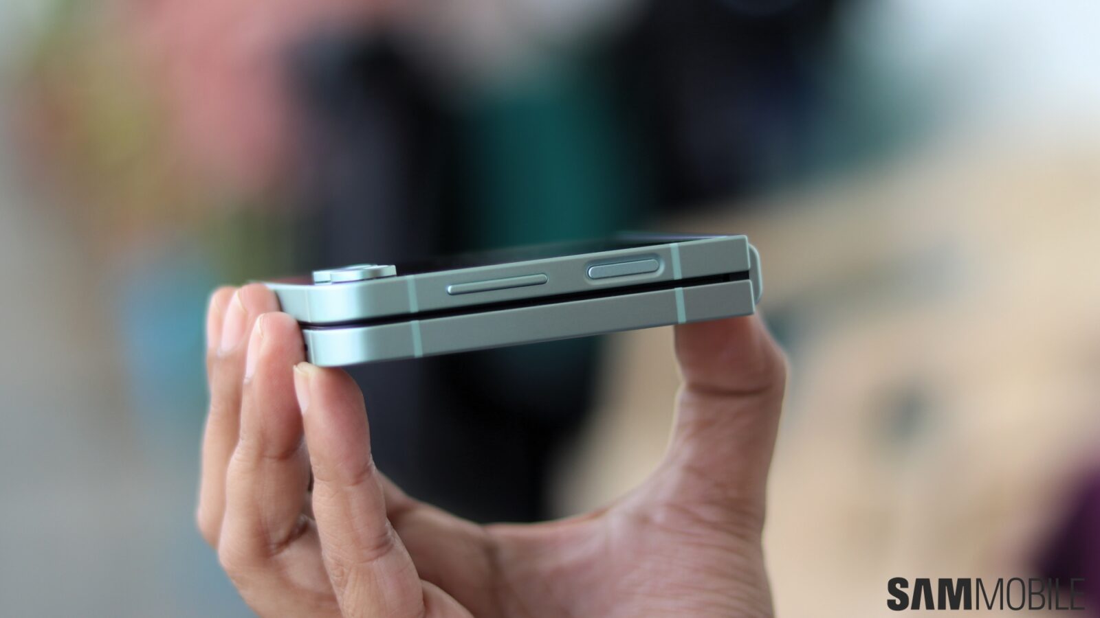 Galaxy Z Flip 6 review: First Gen Z certified Samsung foldable - SamMobile