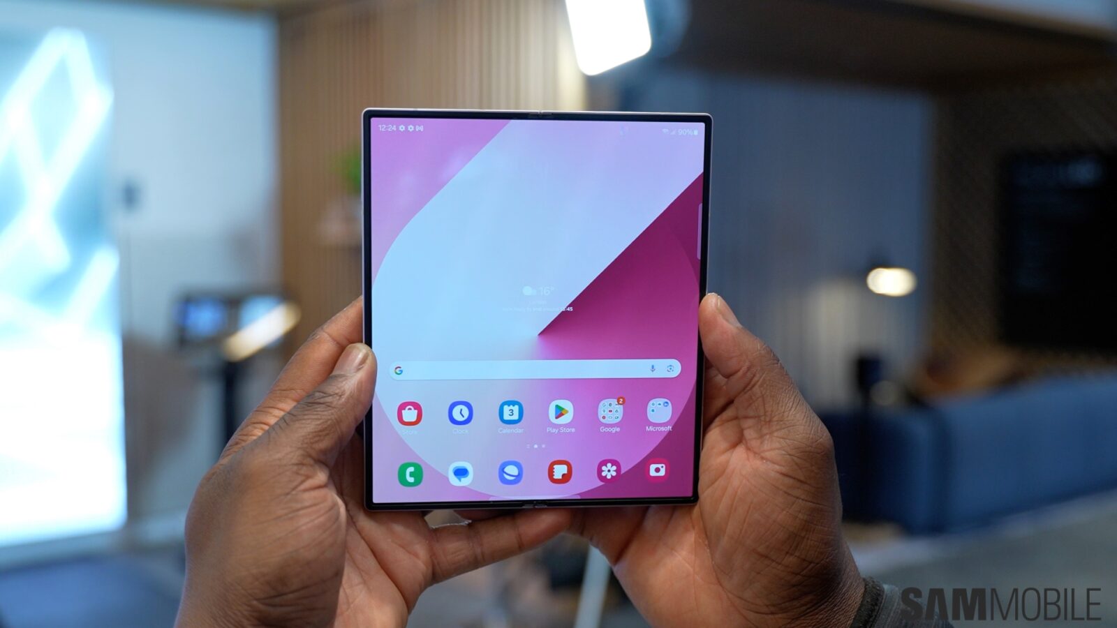 Samsung Galaxy Z Fold 6 hands-on: Minor upgrades, major impact - SamMobile