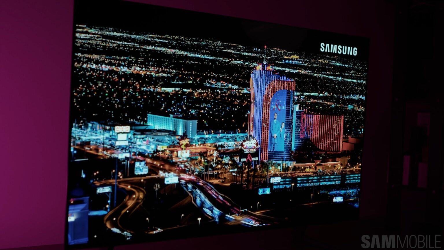 One of Samsung's best and biggest TVs is $1,600 off for New Year's ...