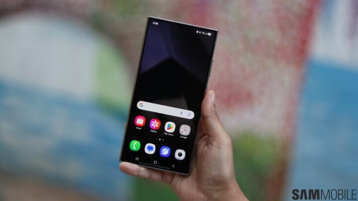 One UI 7.0 brings vertical app drawer, but it might shock you - SamMobile