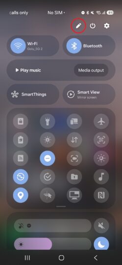 One UI 7 lets you add quick setting toggles to notifications screen ...