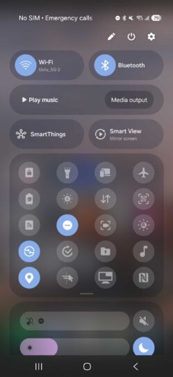 One UI 7 lets you add quick setting toggles to notifications screen ...