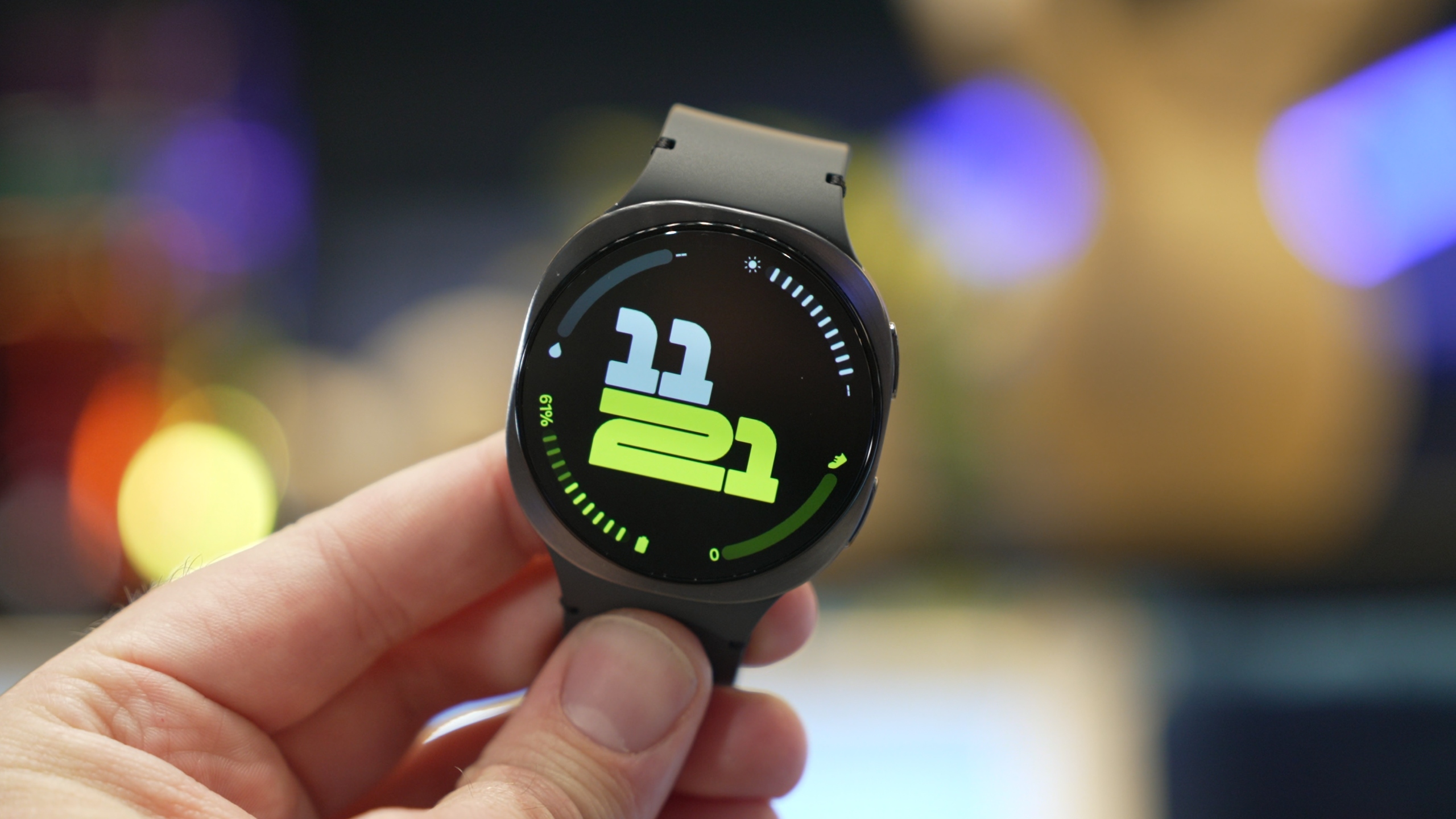 Samsung offering two free gifts with Galaxy Watch 8 purchase in the UK ...