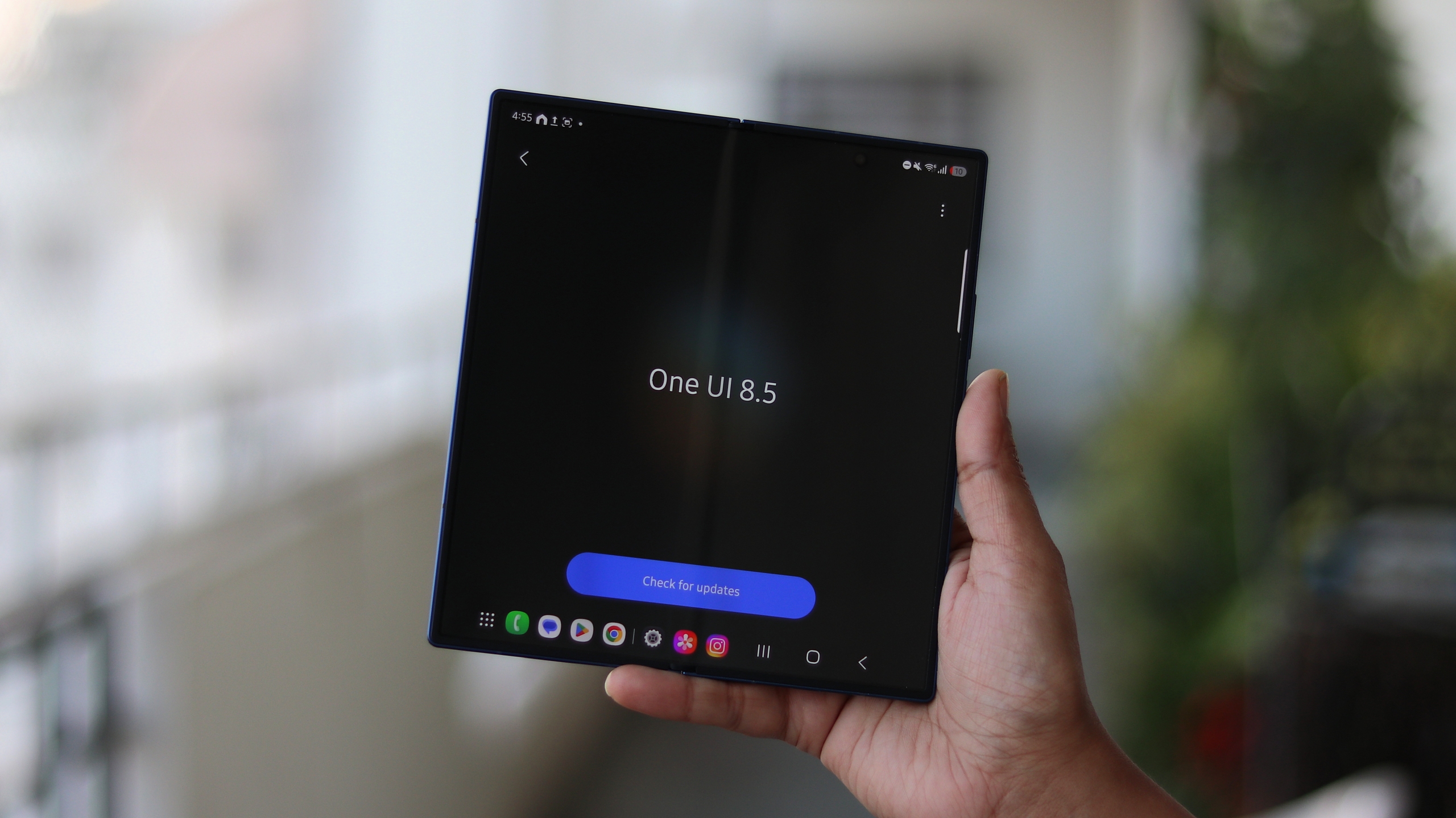 Check out what's new with apps and features in One UI 8.5 vs One UI 8.0 ...